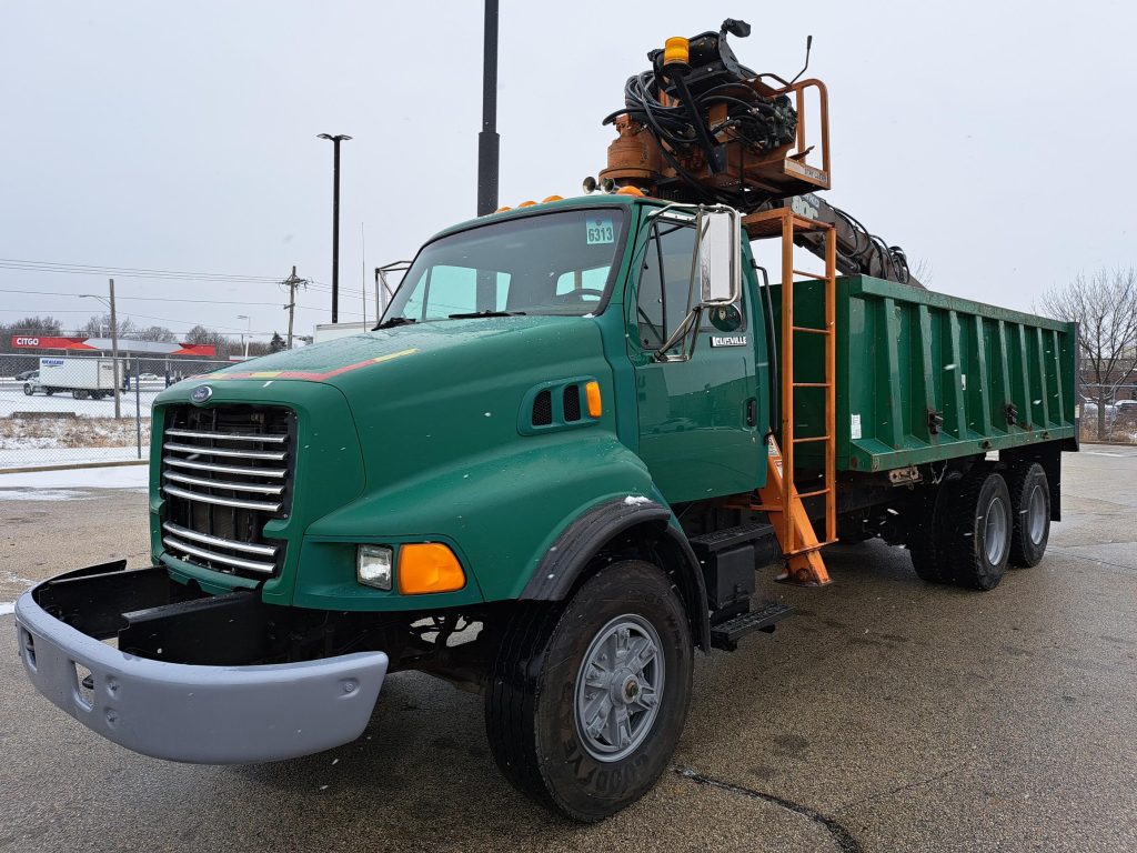 1998 Ford LOUISVILLE - Lakeside International Trucks