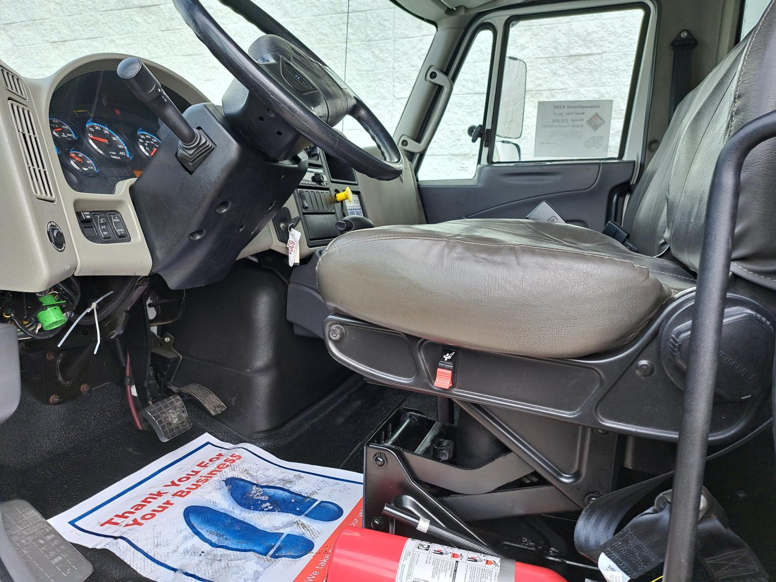 2017 INTERNATIONAL 4300 - Lakeside International Trucks