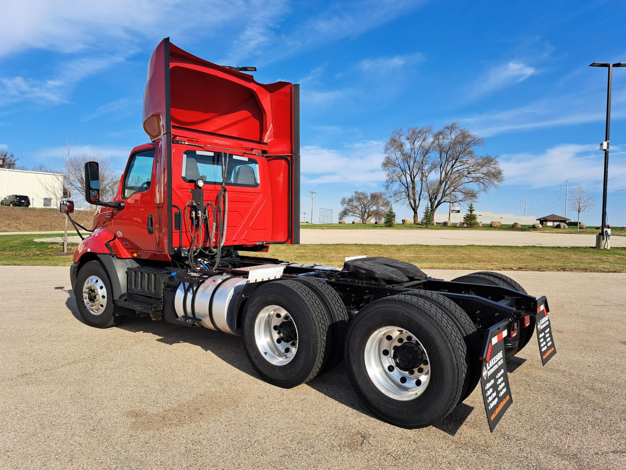 2020 INTERNATIONAL RH613 - Lakeside International Trucks