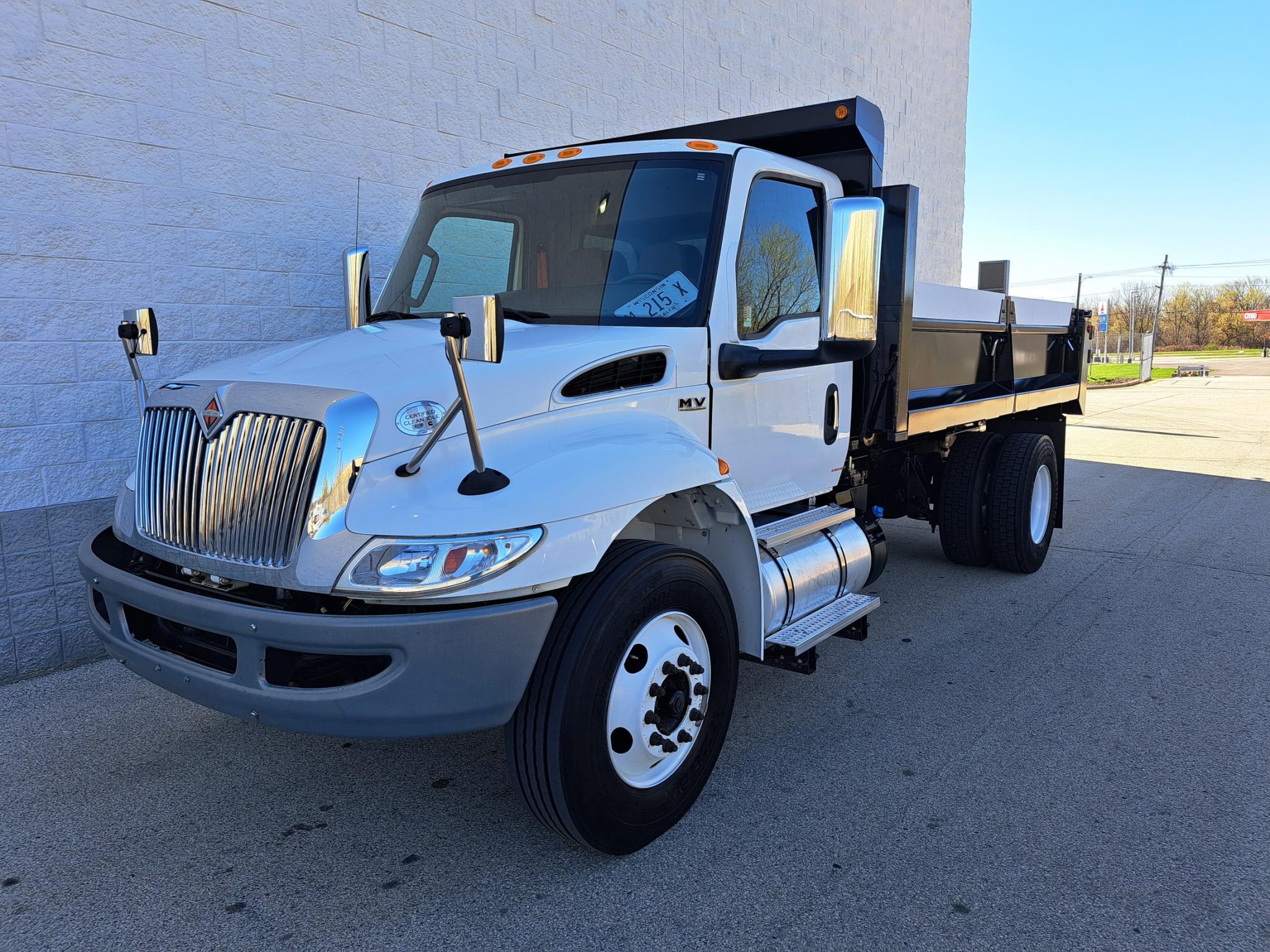2019 INTERNATIONAL MV607 - Lakeside International Trucks