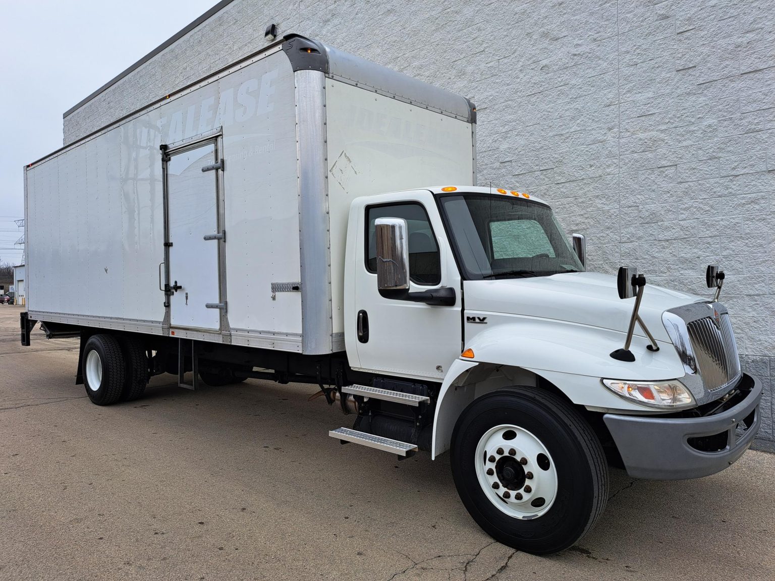 2019 INTERNATIONAL MV607 - Lakeside International Trucks