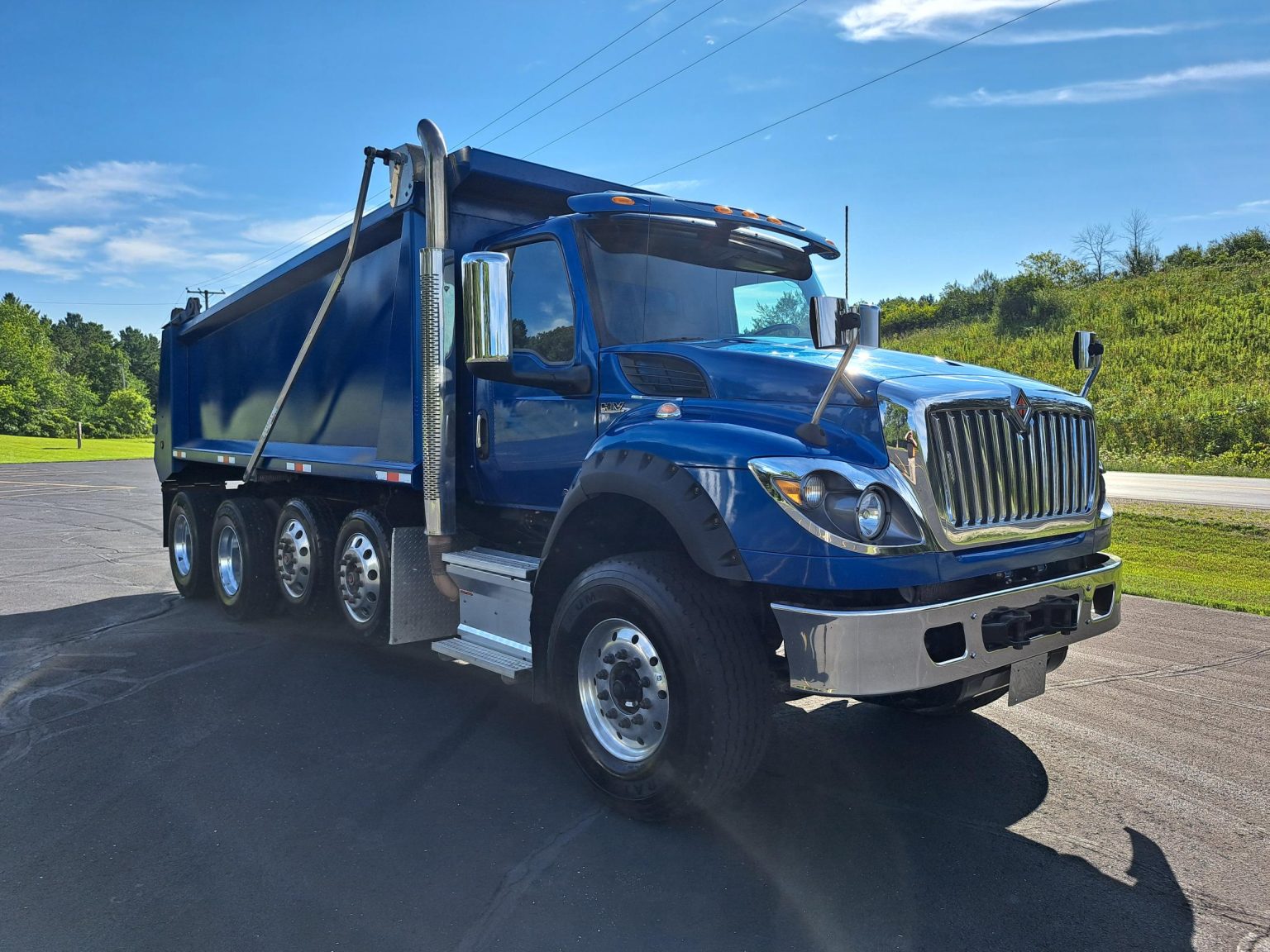 2020 INTERNATIONAL HV613 - Lakeside International Trucks