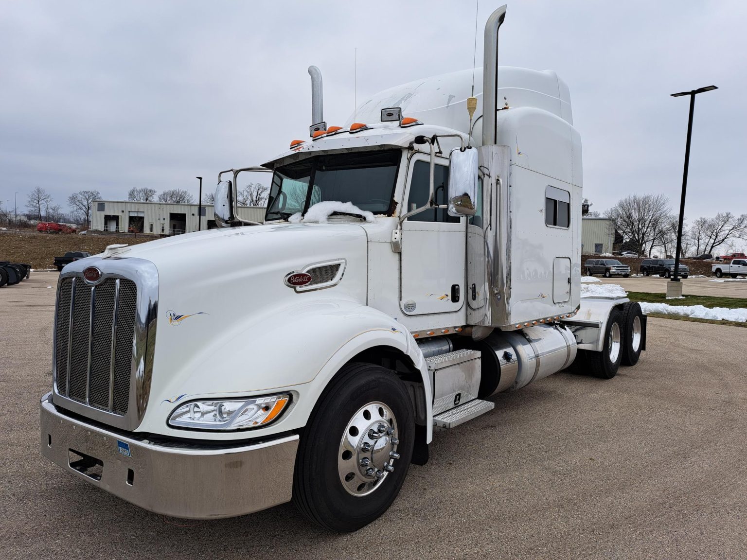 2013 PETERBILT 386 - Lakeside International Trucks