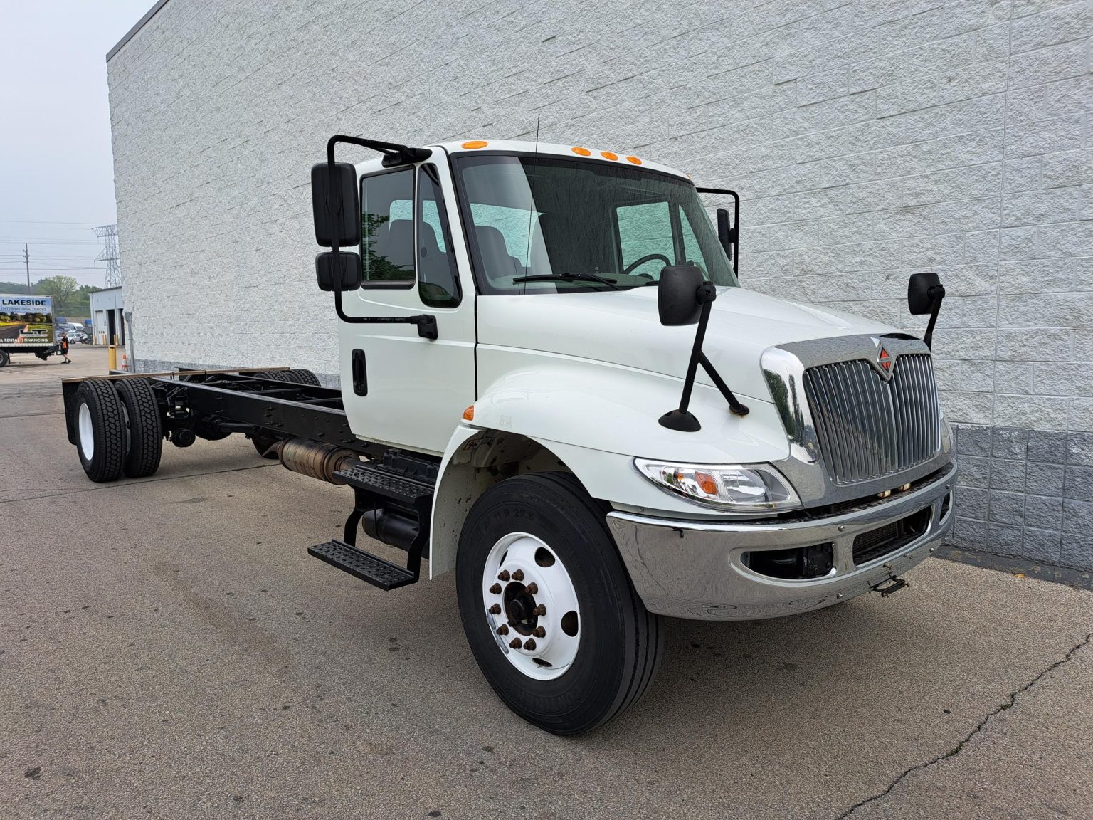 2017 INTERNATIONAL 4300 - Lakeside International Trucks