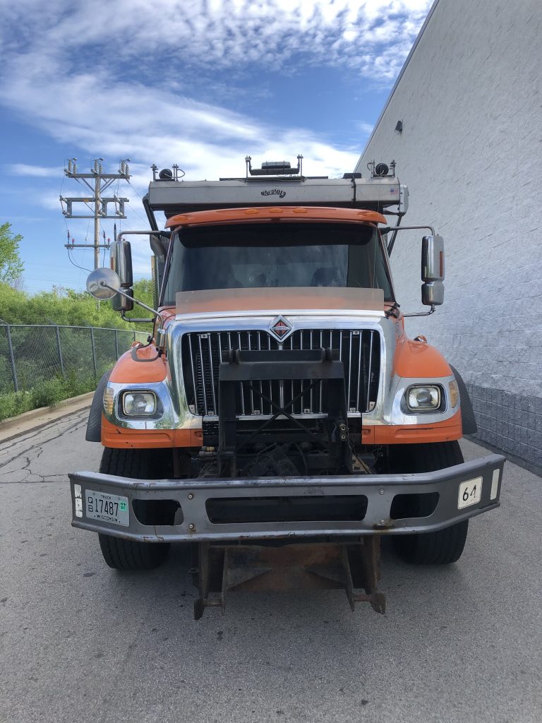 2006 INTERNATIONAL 7600 - Lakeside International Trucks